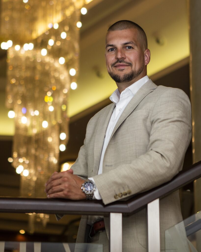 Články - Patrik Tóth